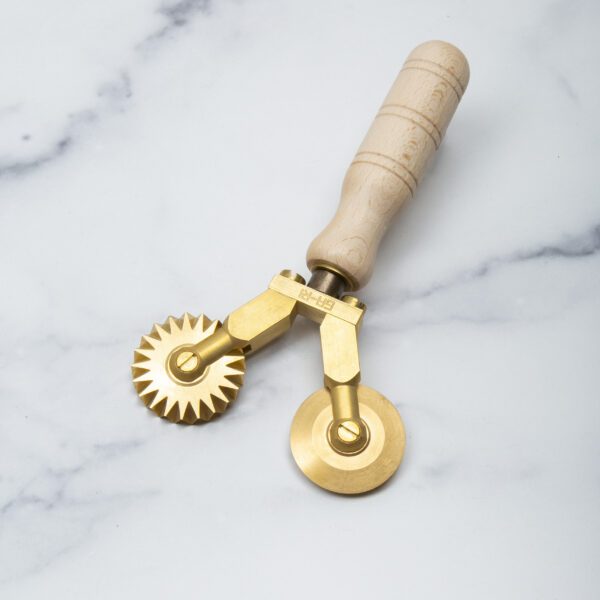 Dual Brass Pasta Wheel – q.b. Cucina