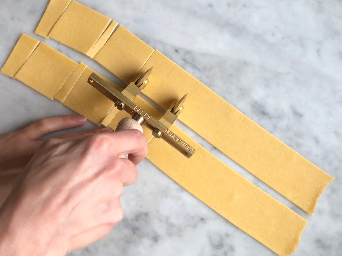 Adjustable Brass Pasta Cutter – q.b. Cucina